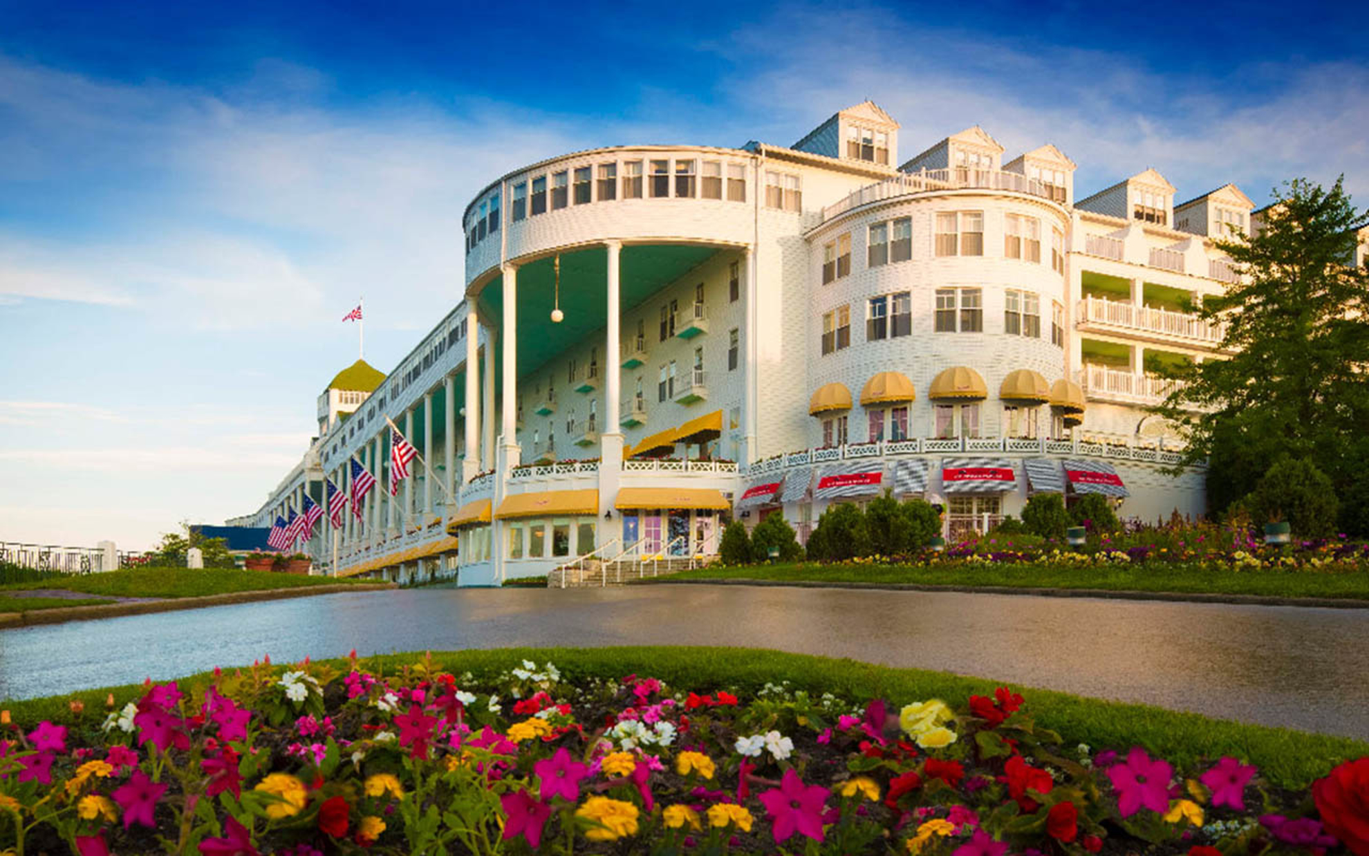Good Times Travel - Michigan’s Great Lakes & Grand Hotel